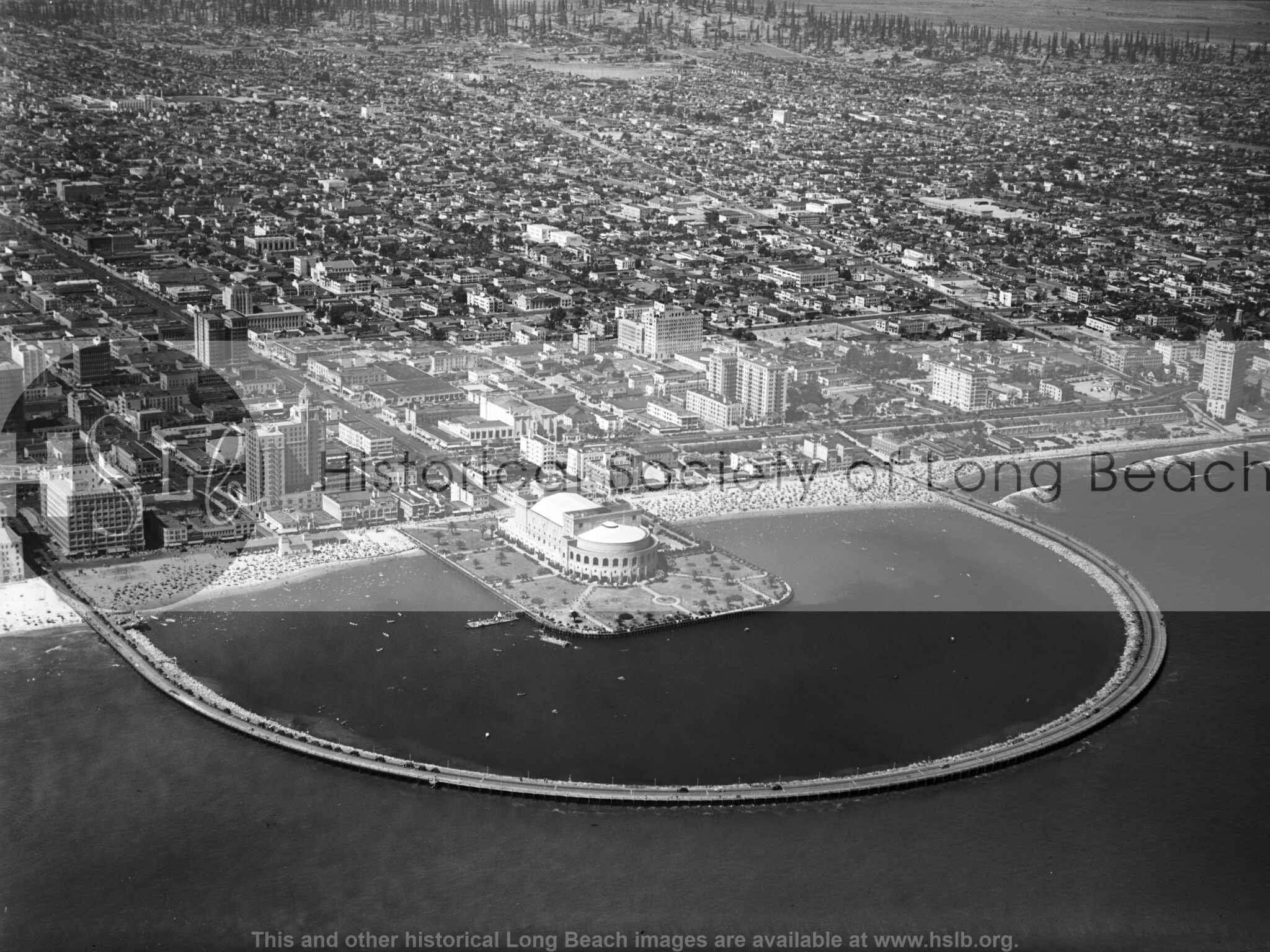 Beachfront East of Rainbow Pier, 1959 - Historical Society of Long Beach